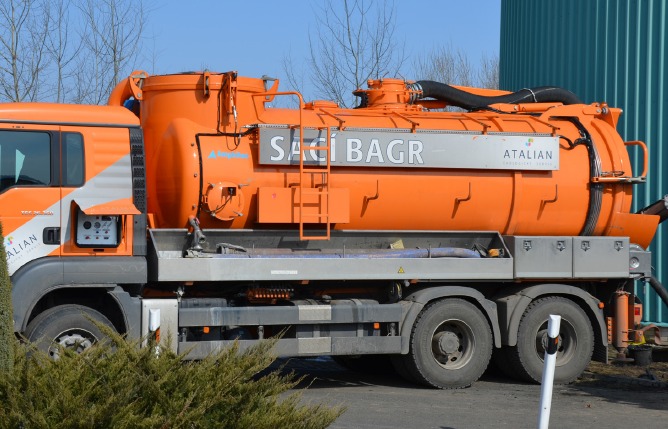 Sací bagr je naprosto univerzální stroj - TZB-info