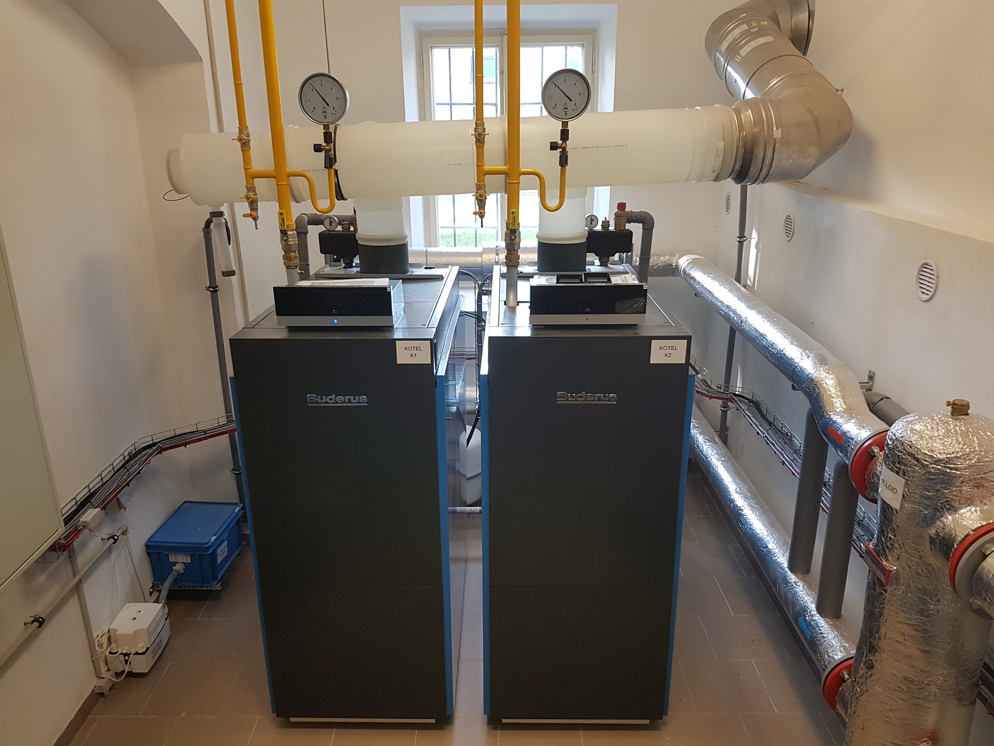 Stacionární kondenzační kotel Logano plus KB372 - TZB-info