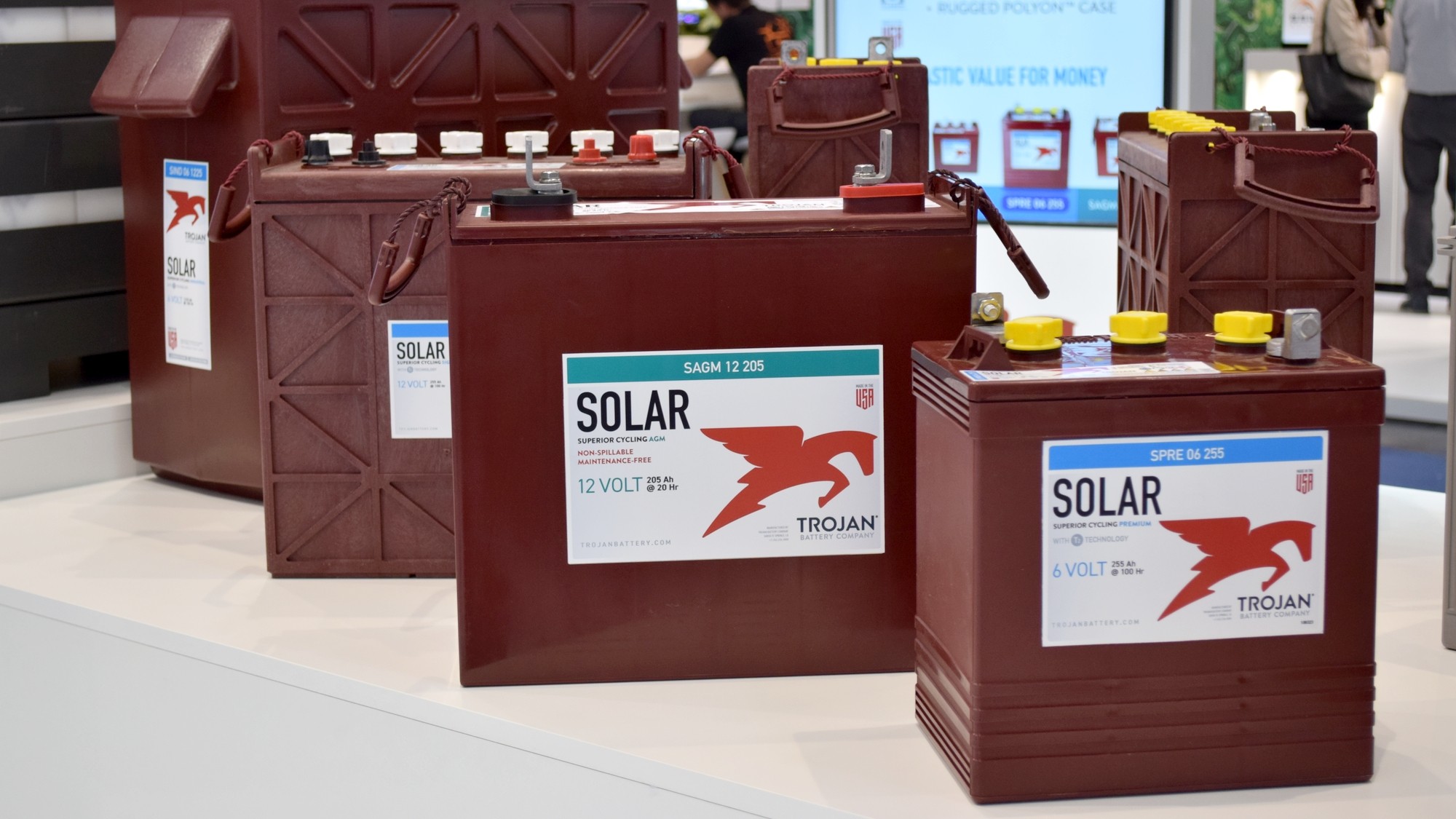 Webinář AKU-BAT: Bateriová úložiště v praxi aneb co zajímá revizní ...