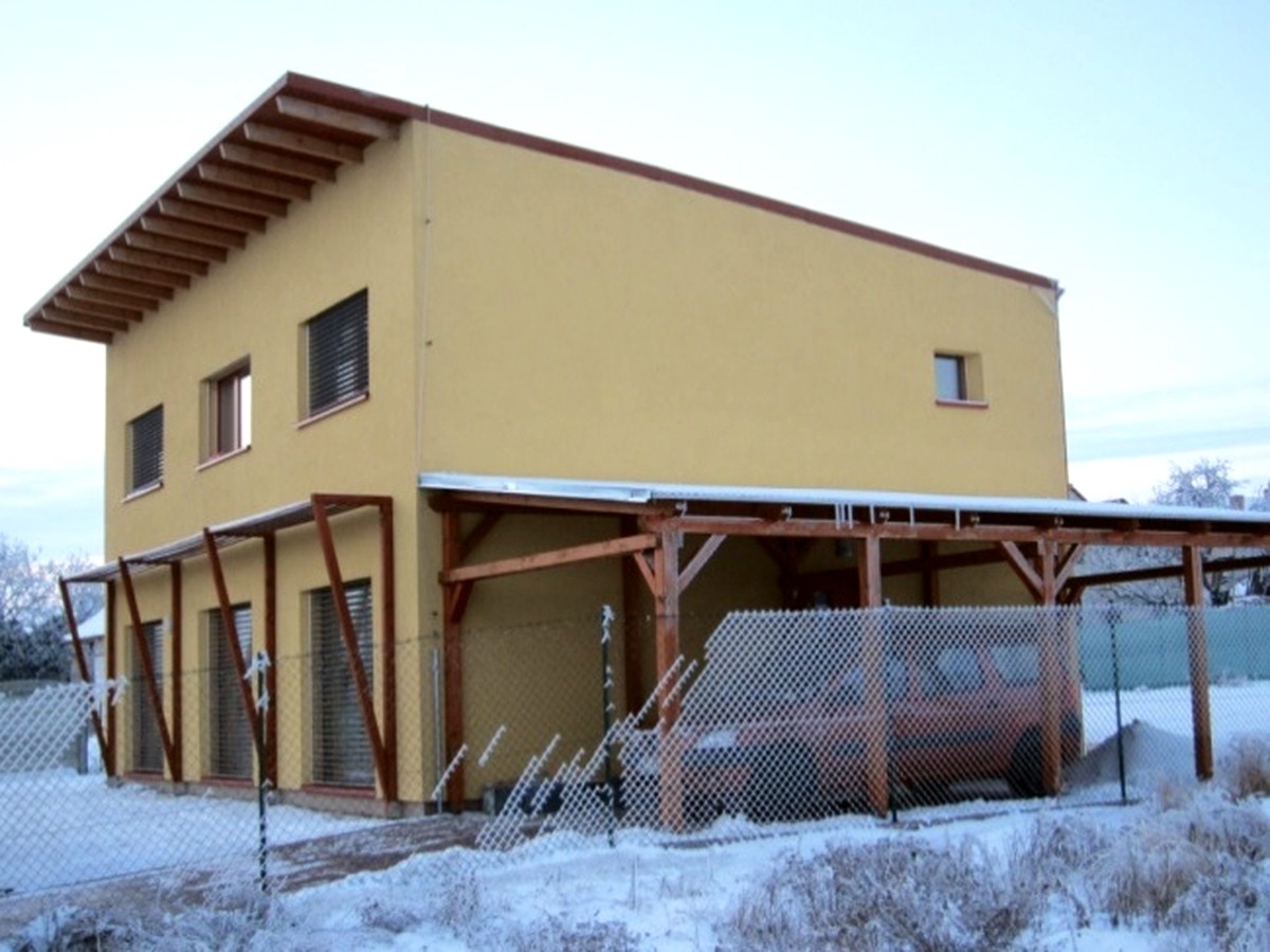 Roční energetická bilance oken: případová studie - TZB-info