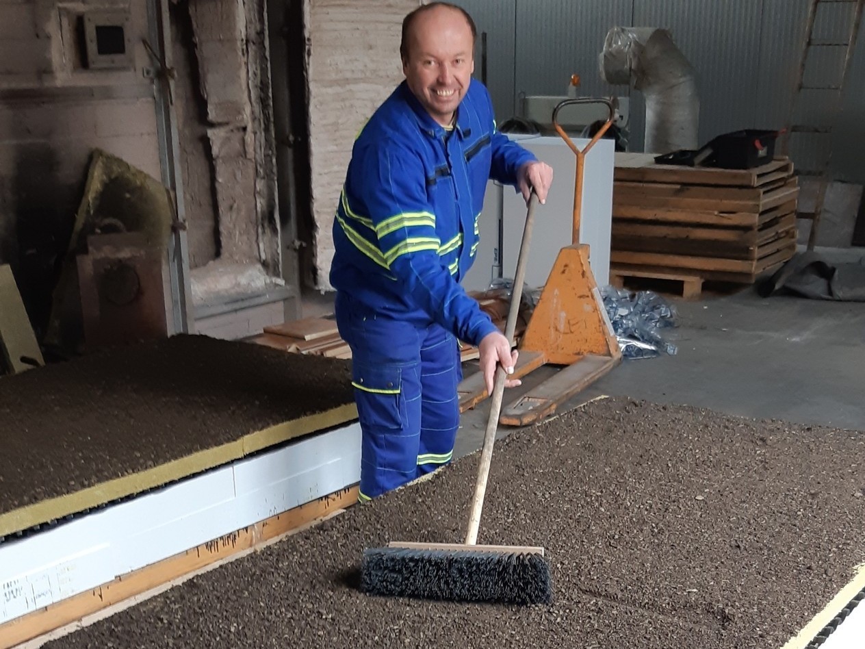 Vegetační extenzivní střecha s certifikací BROOF (t3) - TZB-info